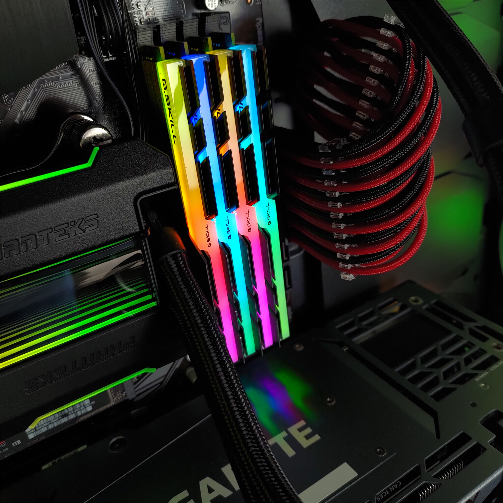 Buy the GGPC 24 Slot Cable Comb (2 pieces) ( CABGG0025 ) online ...