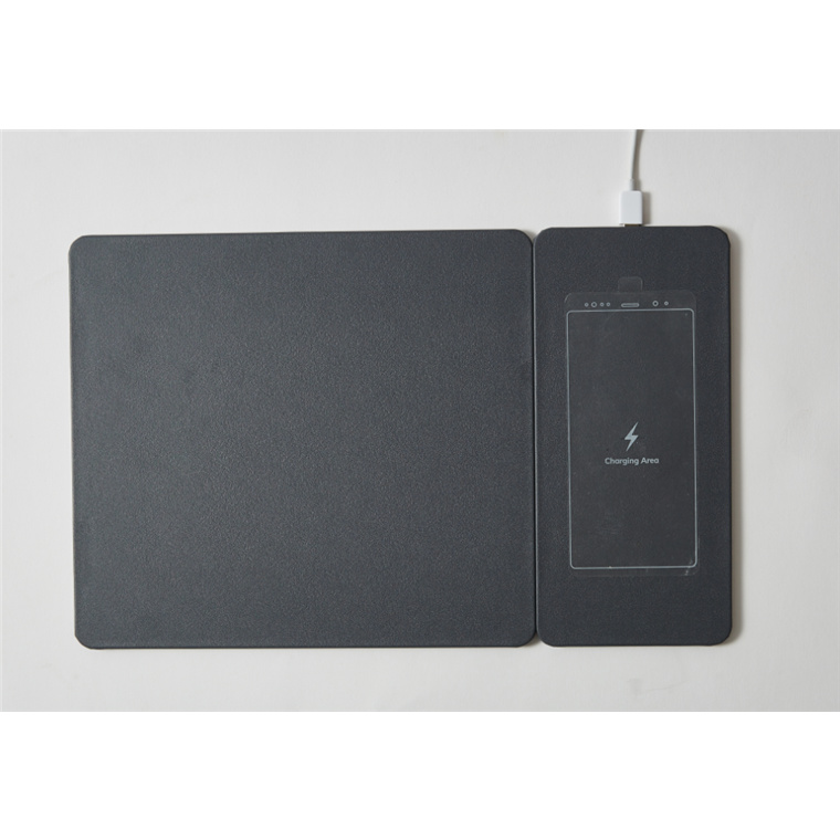 Buy the Pout HANDS 3 SPLIT 15W Detachable Fast Wireless Charging Mouse ...